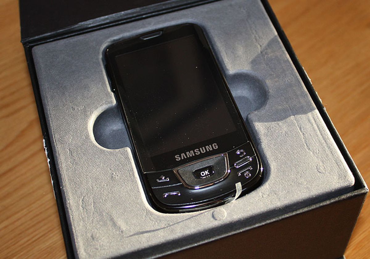 Unboxing: Samsung GT-I7500 Galaxy | Tu.no
