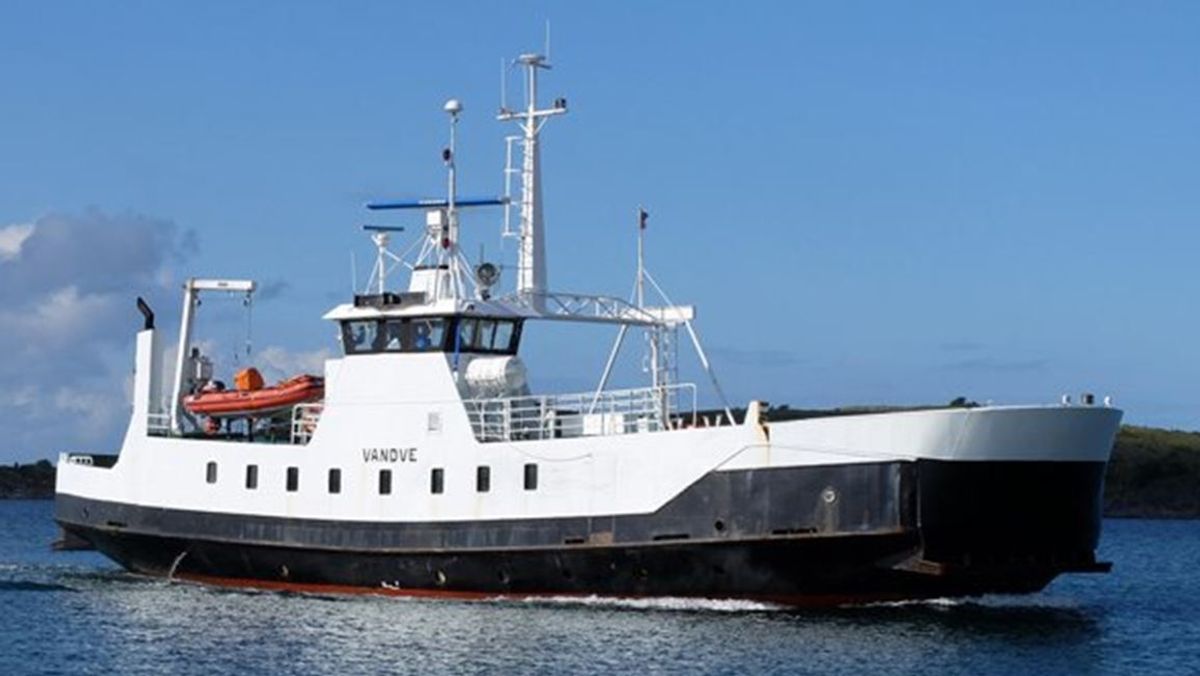 Fergesamband på Dønna i Nordland trenger ny operatør | Tu.no