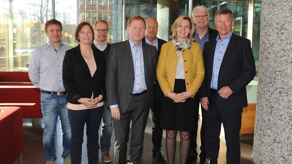 Ifea-styre med fornyet tillit - Tu.no