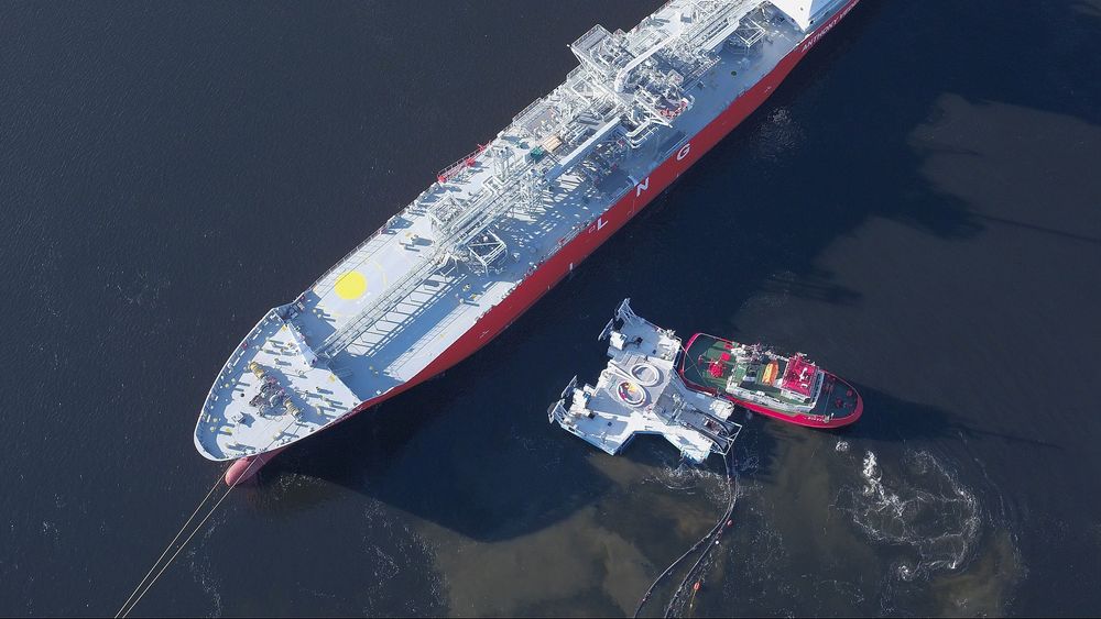 Econnect leverer flytende gassterminal til Tyskland - Tu.no