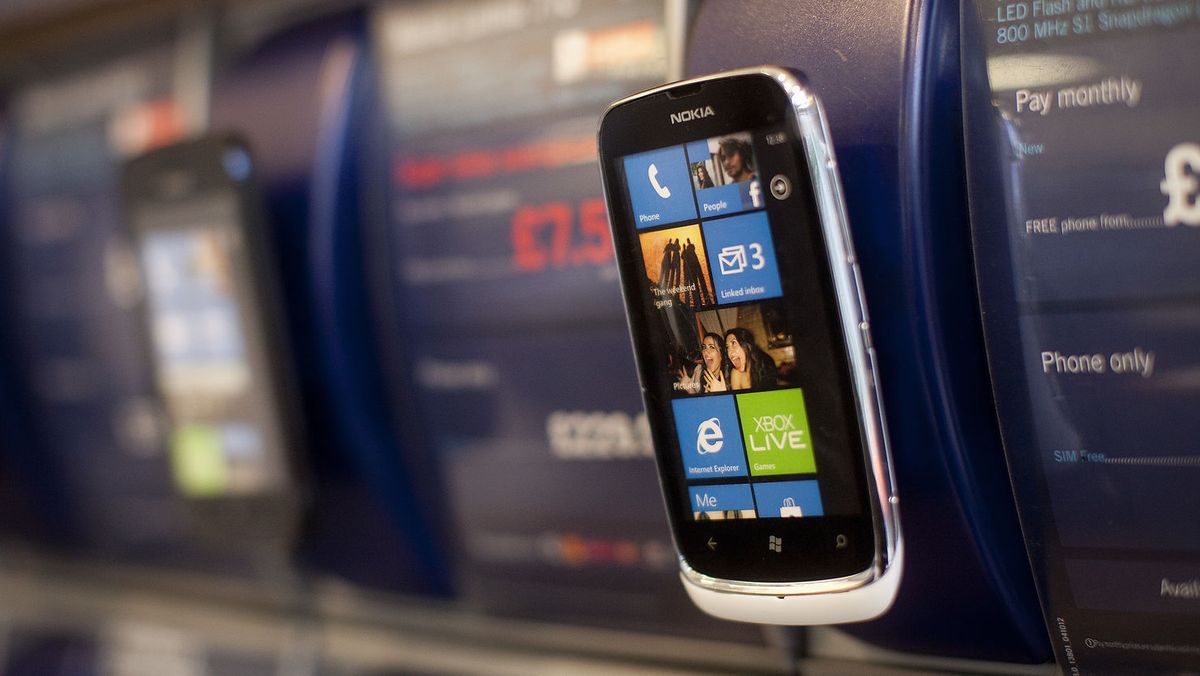 Nokia må begynne å betale Microsoft | Digi.no