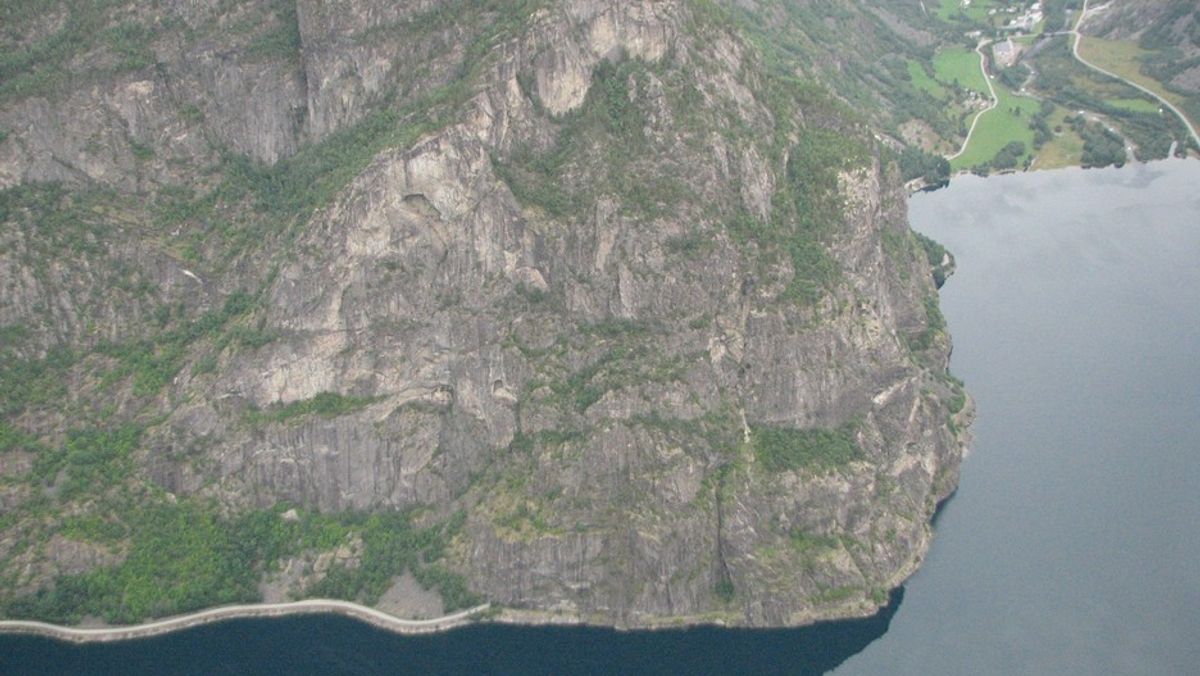 Trues av flodbølge | Tu.no