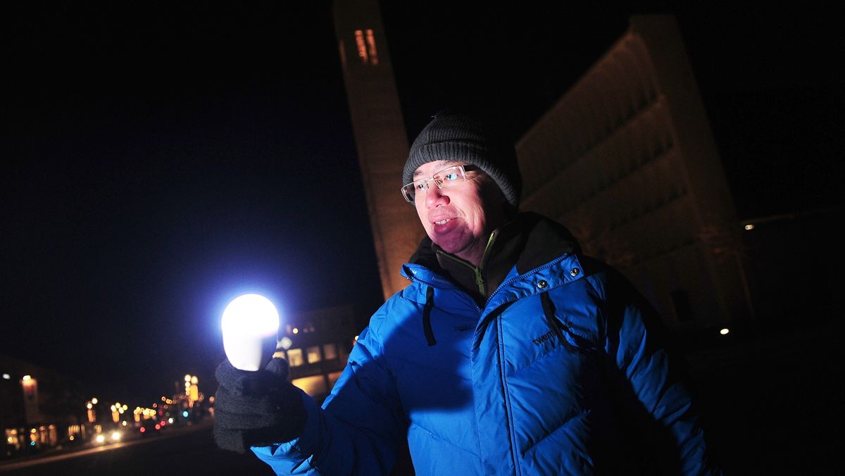 Timothy Tang jobber om natten for å realisere oppfinnerdrømmen - Tu.no