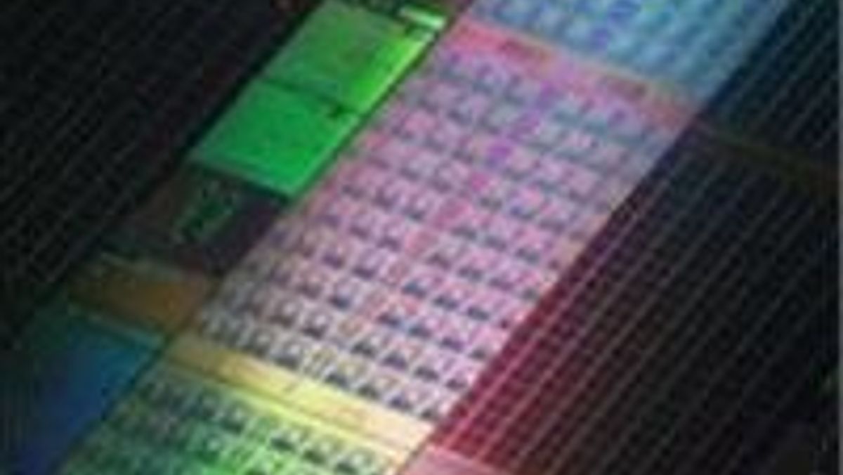 Intel viser 80-kjernet teraflops brikke | Digi.no