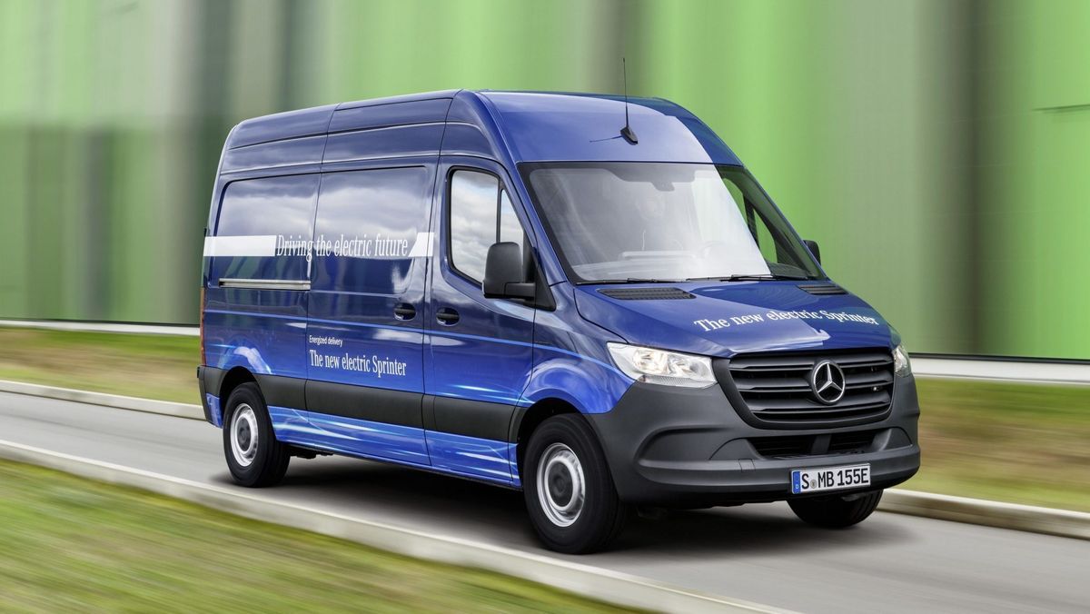 Mercedes og Tesla vil samarbeide om el-varebil | Tu.no