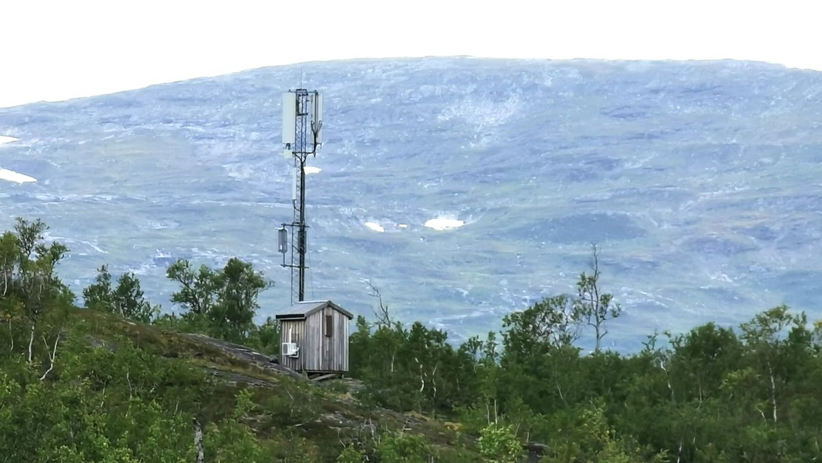 Hvor lang tid tar det å bygge en basestasjon? Ice, Telia og Telenor er ...