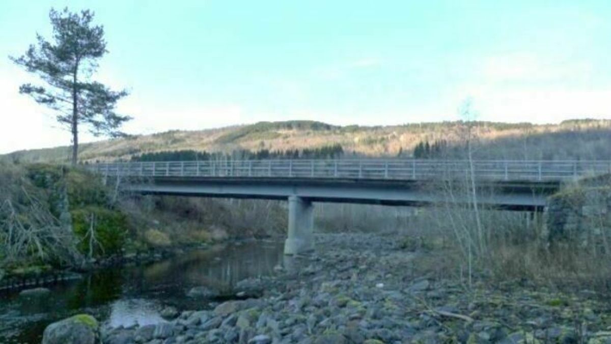 Folla bru skal få nye landkar og ny bruplate | Tu.no