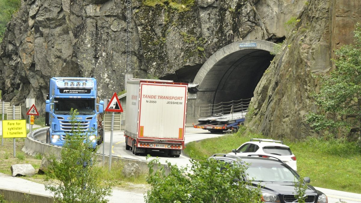 Nytt oppdrag: Fire tunneler på riksvei 7 i Måbødalen skal få DAB og nødnett | Tu.no