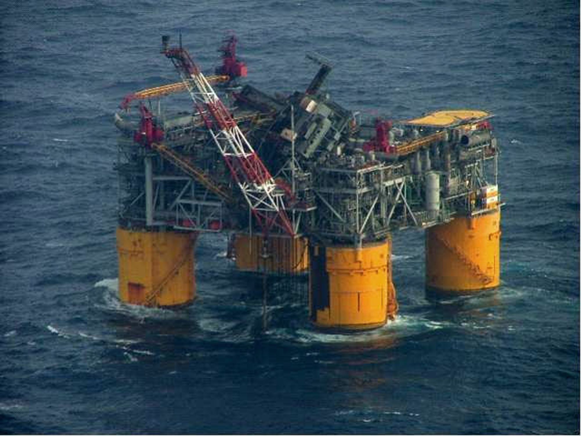 Gustav stenger all oljeproduksjon | Tu.no